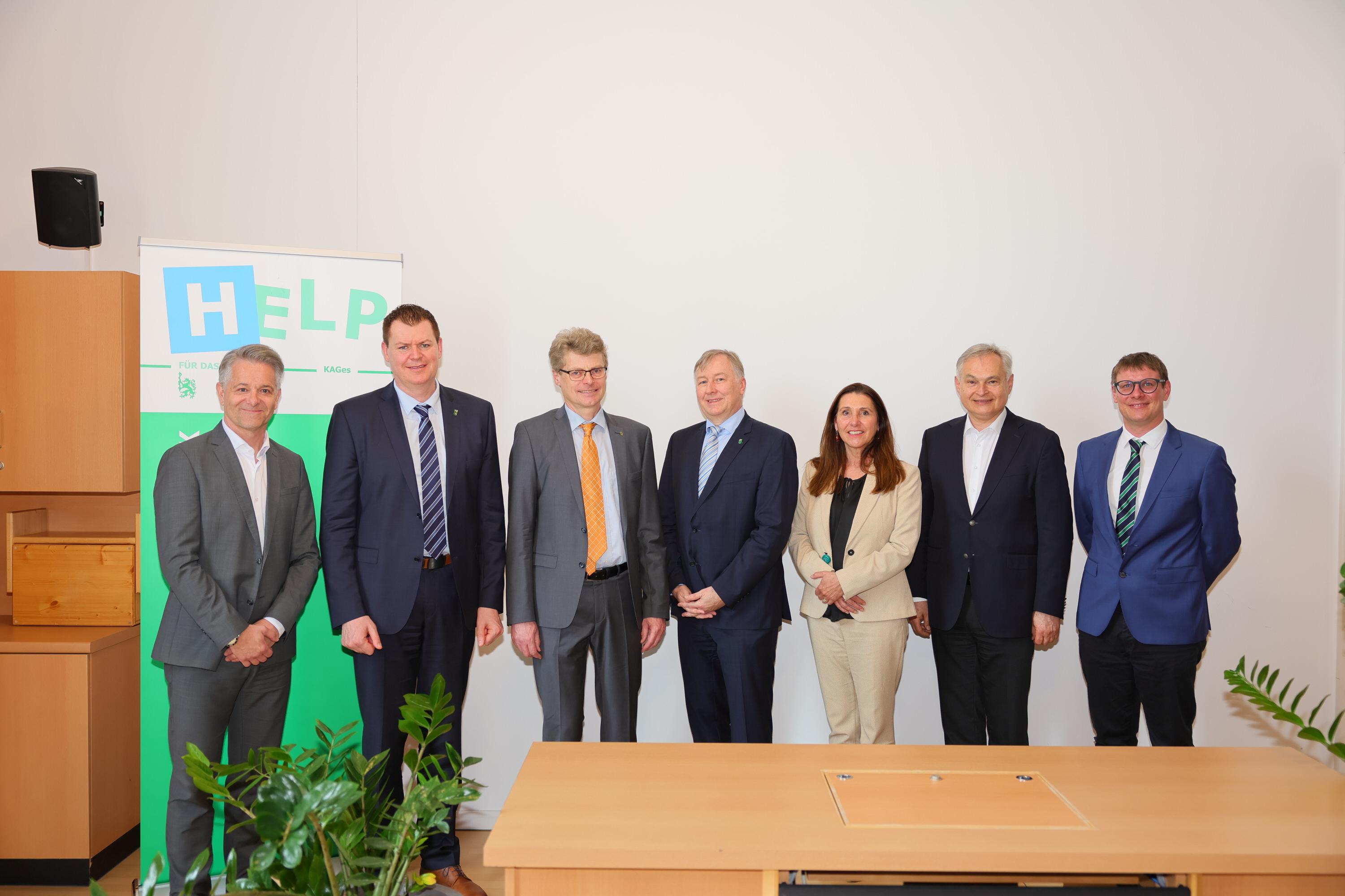 Offizielle Vorstellung von neun neuen Führungskräften am LKH ...